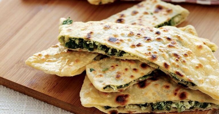 GOZLEME RECIPE – GOZLEME WITH SPINACH – TURKISH GOZLEME